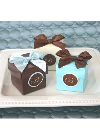 Personalized Round Monogram Labels Sheet of 35 | David's Bridal