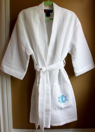 DB Exclusive Personalized Waffle Weave Spa Robe | David's Bridal
