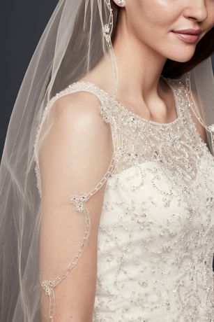 Embroidered Scallop-Edged Fingertip Veil | David's Bridal